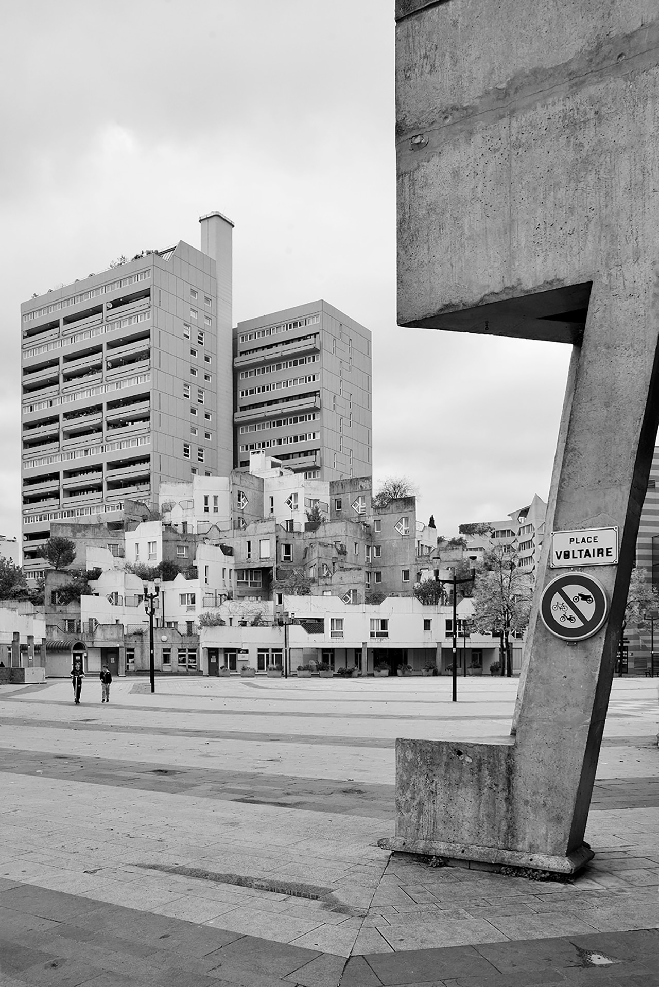 A photographic look at Brutalist Paris