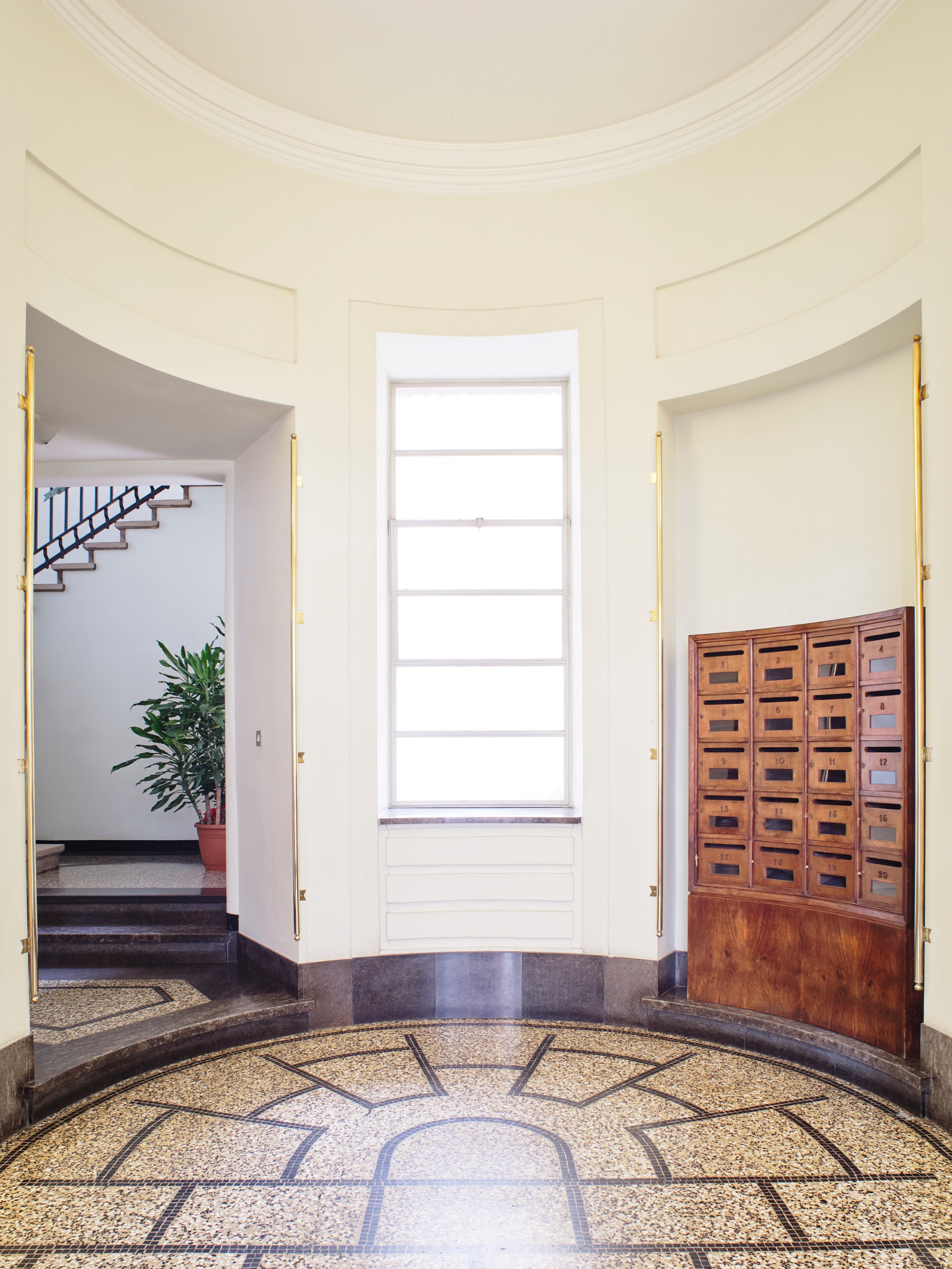 Rediscovering Gio Ponti: the unpublished pictures of four houses in ...