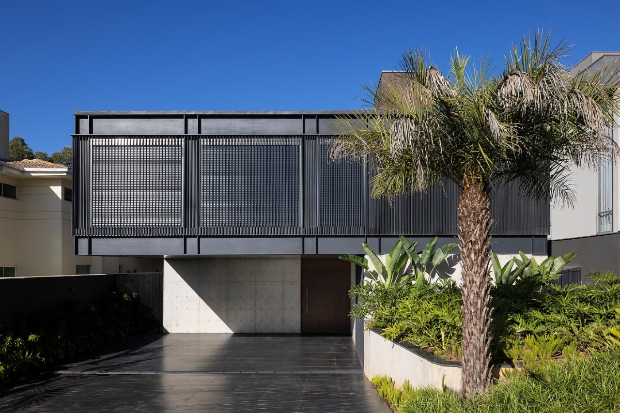 Casa Península di Arquitetos Associados + Biri a Nova Lima, Brasile