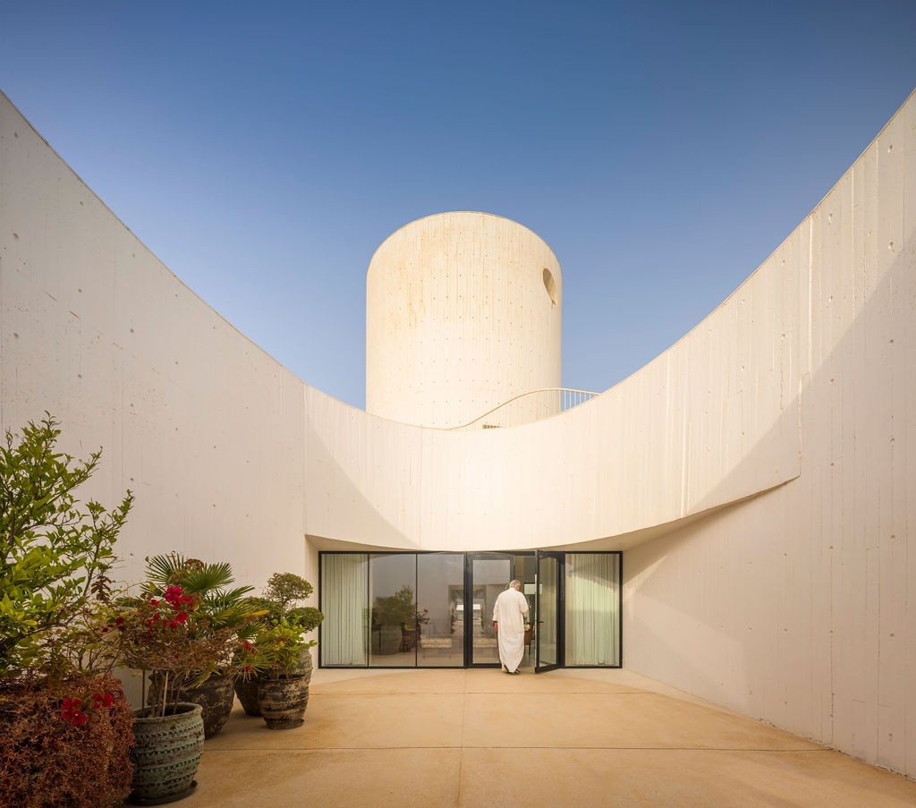 Una villa in Kuwait di Taep/Aap nasce come un’oasi tra Golfo e deserto