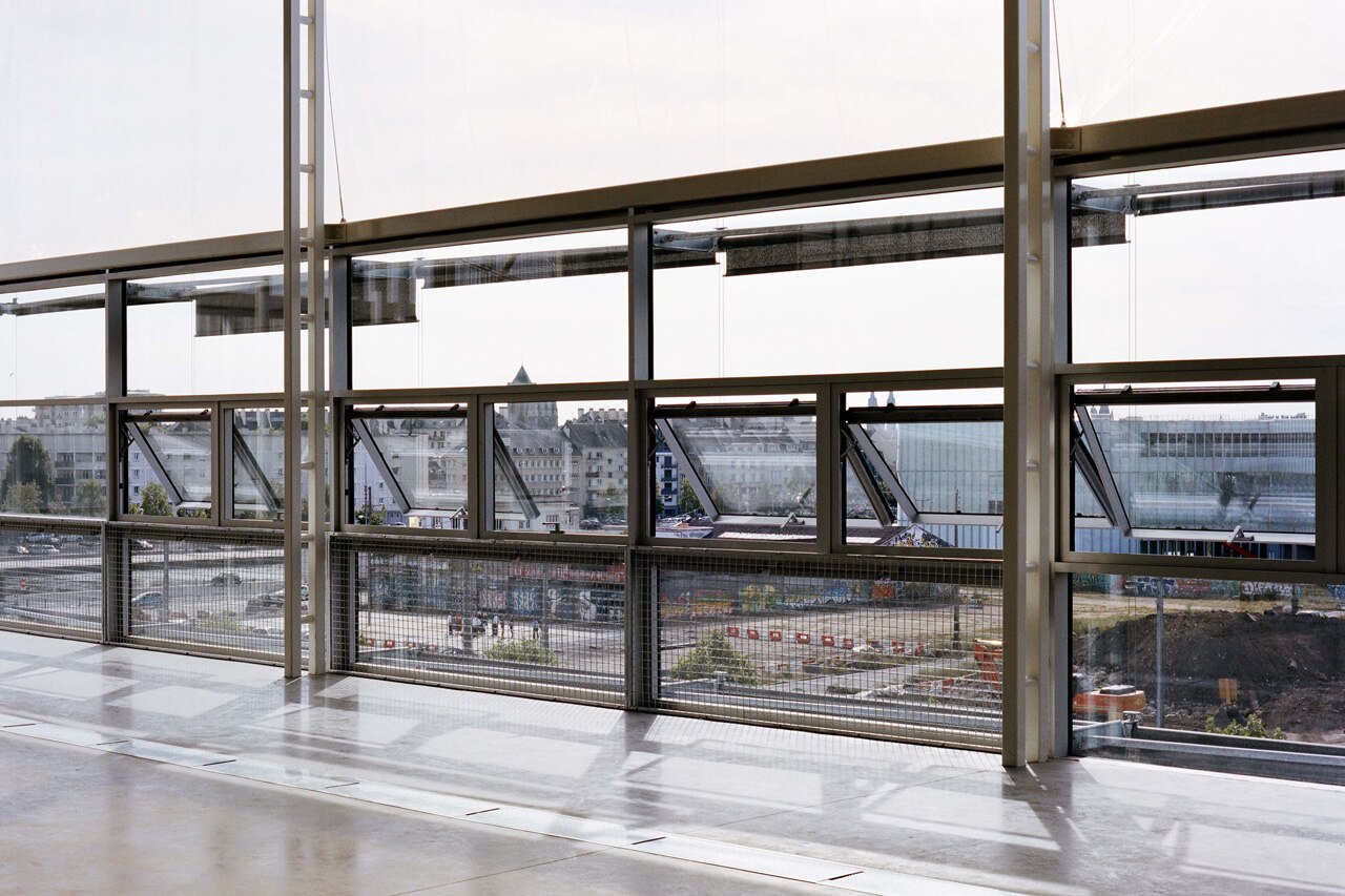 Bruther: MRI - Domus