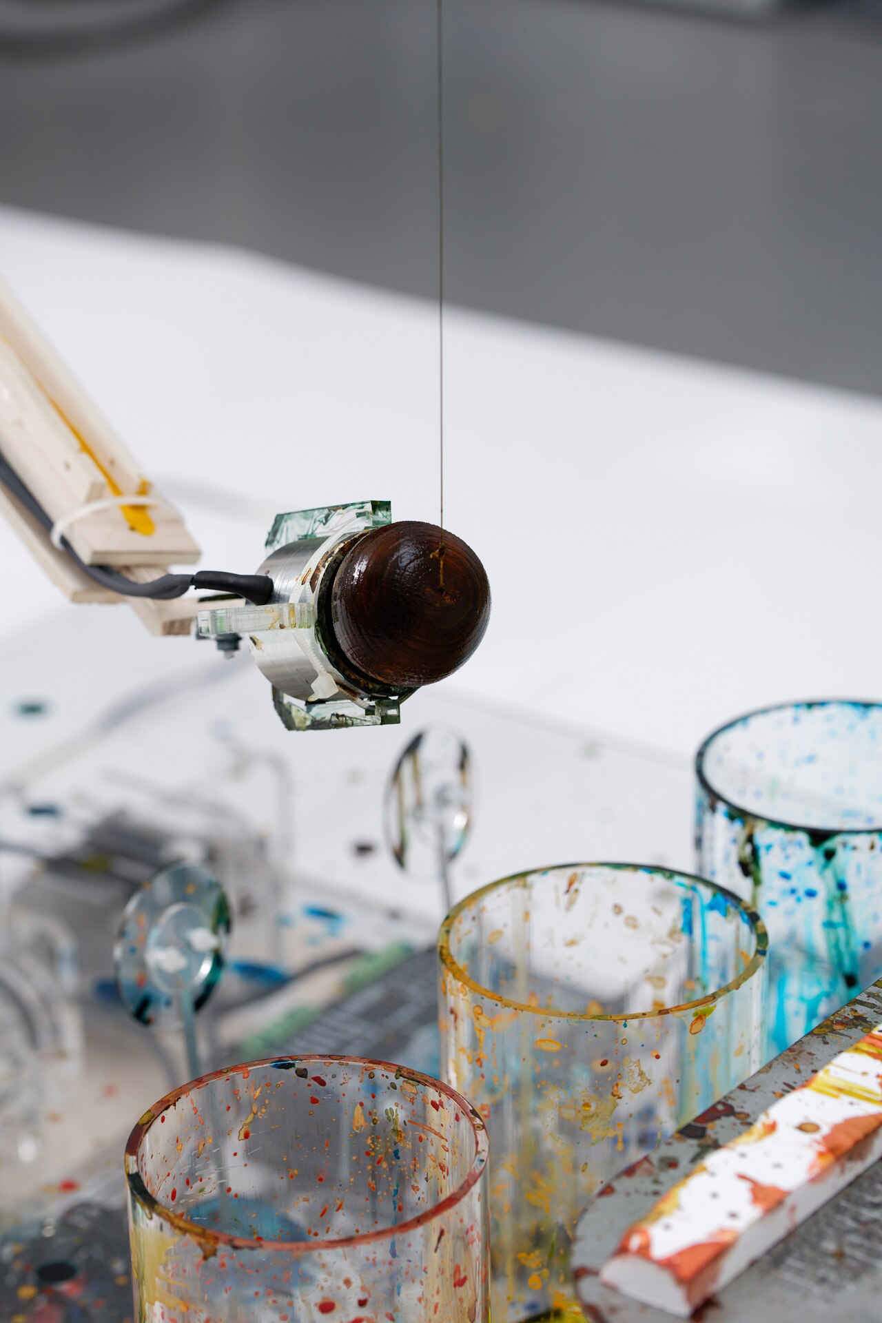 Second deviation. Edouard Cabay's exhibition at Area Institute, Paris