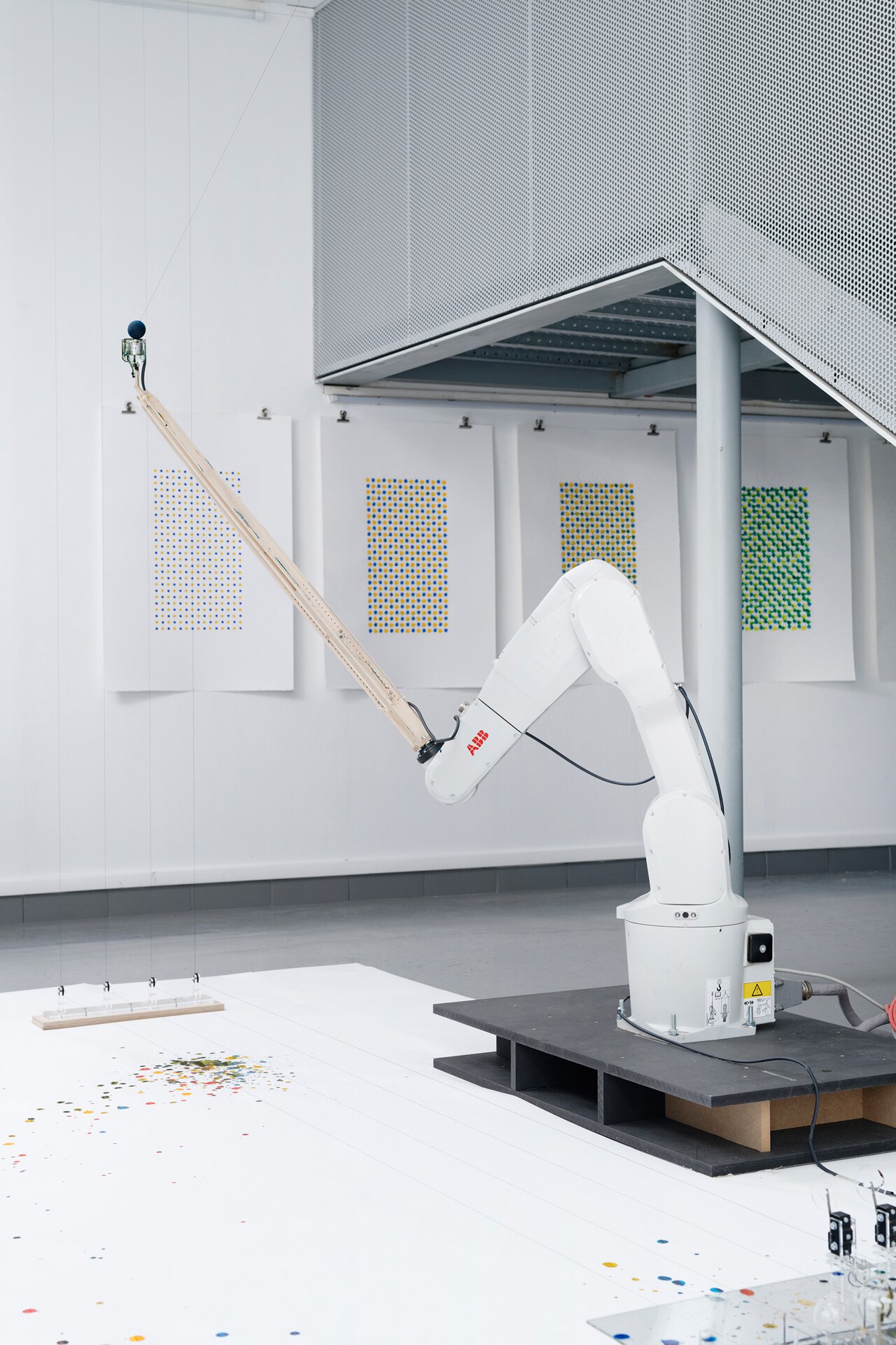 Second deviation. Edouard Cabay's exhibition at Area Institute, Paris