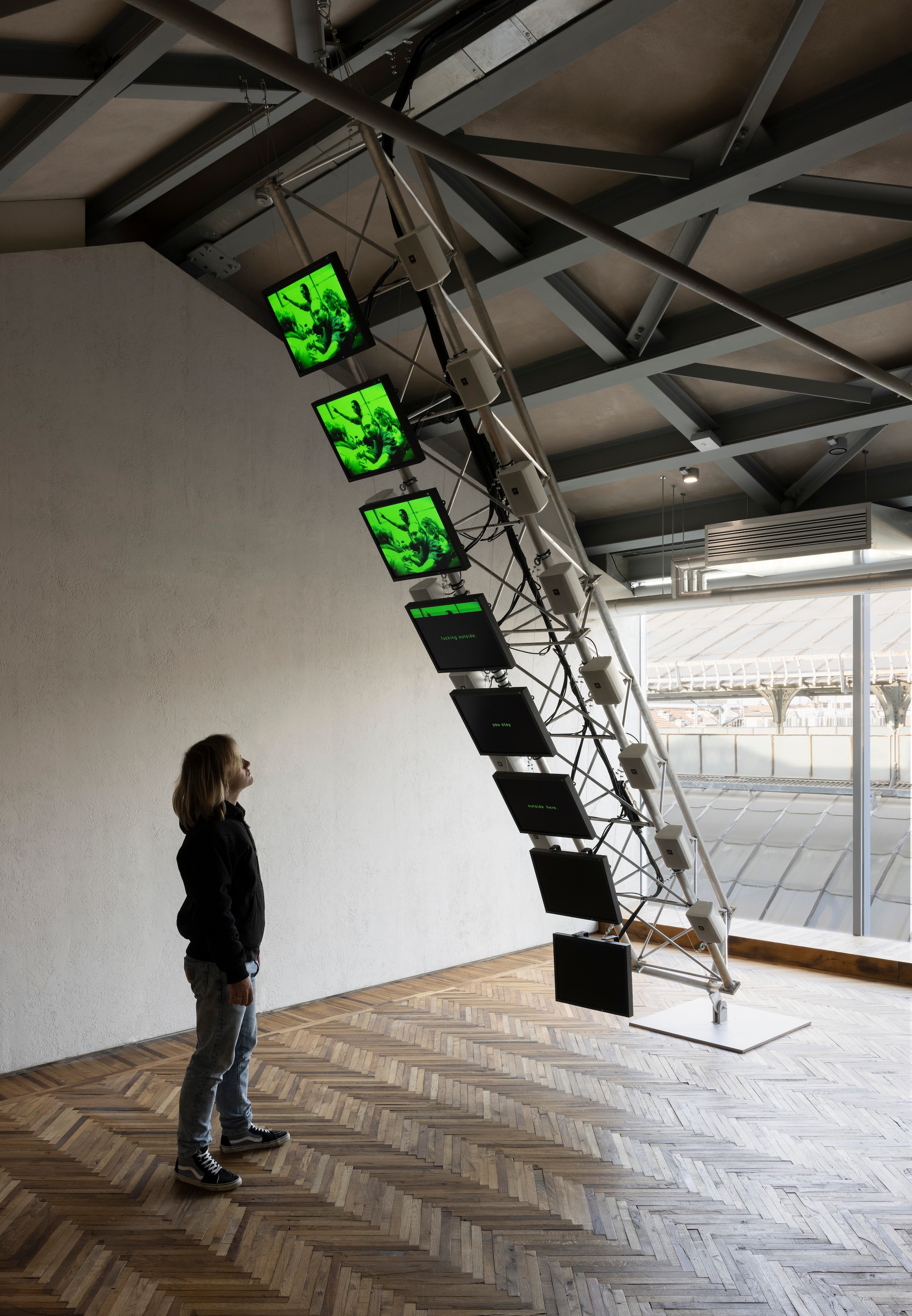 Who is Dara Birnbaum, artist of video as an act of rebellion - Domus