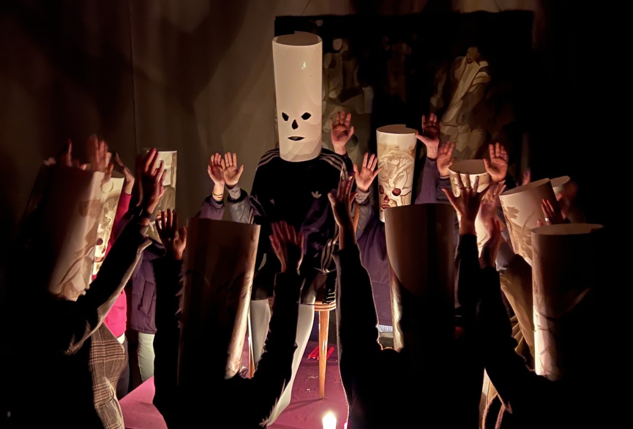 John Robinson's exhibition-performance in Venice is “something terrible ...