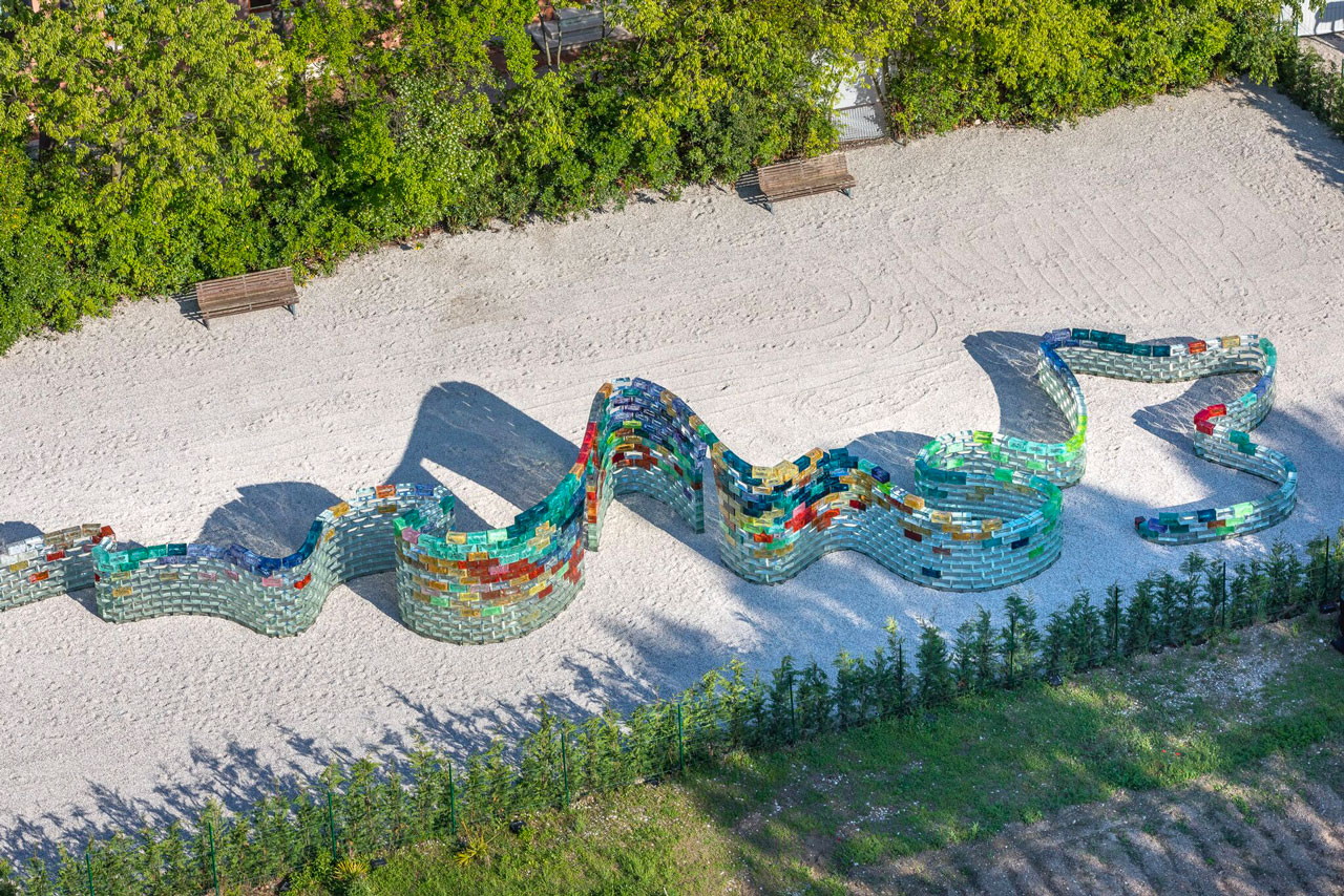 Pae White: Qwalala - Domus