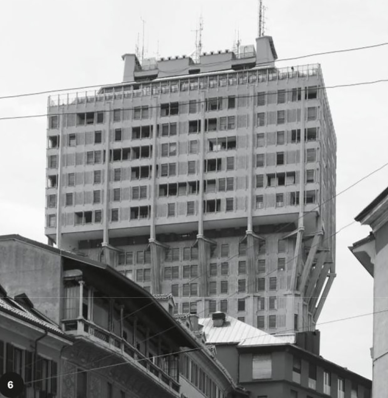 Torre Velasca Milan: history of the Velasca Tower designed by BBPR - Domus