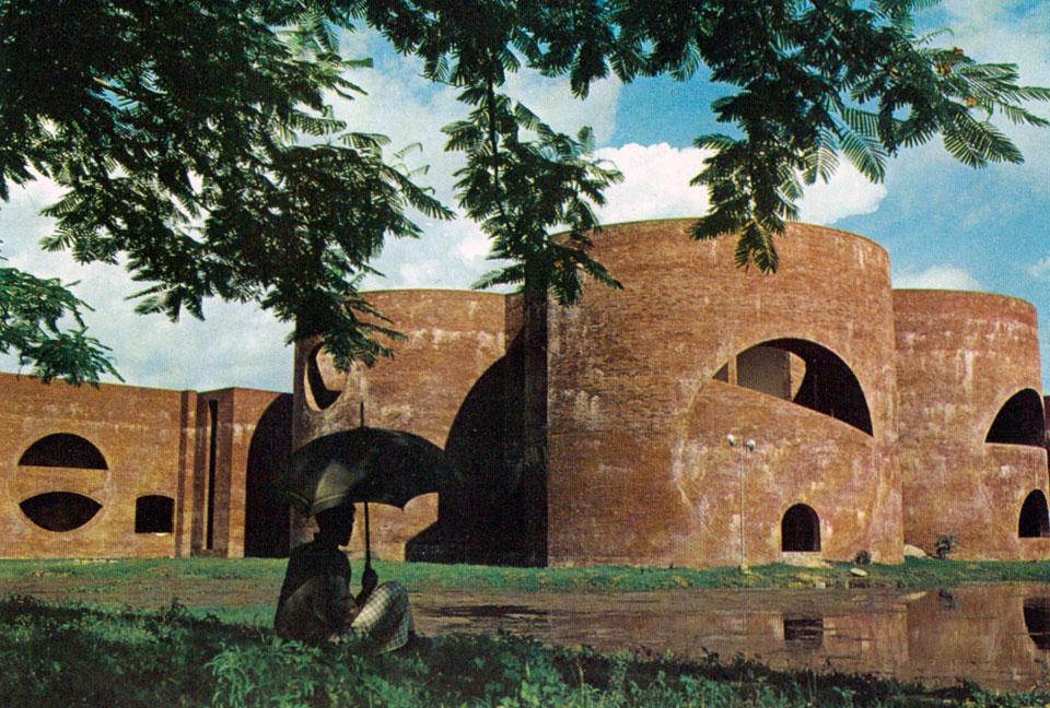 Louis Kahn: Architecture, Works & Biography of Louis Kahn - Domus