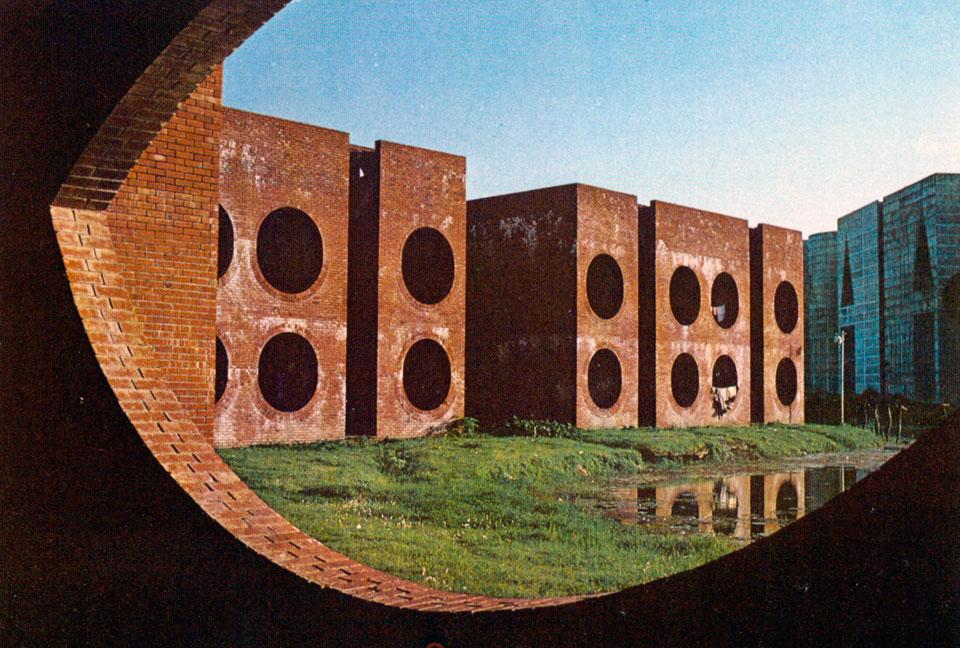 Louis Kahn: Opere, Progetti e Biografia di Louis Kahn - Domus