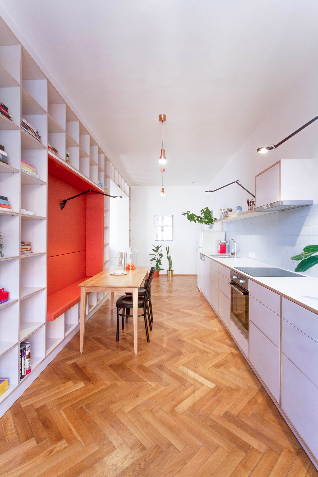 Prague. A 1930s apartment adapted to a young couple - Domus