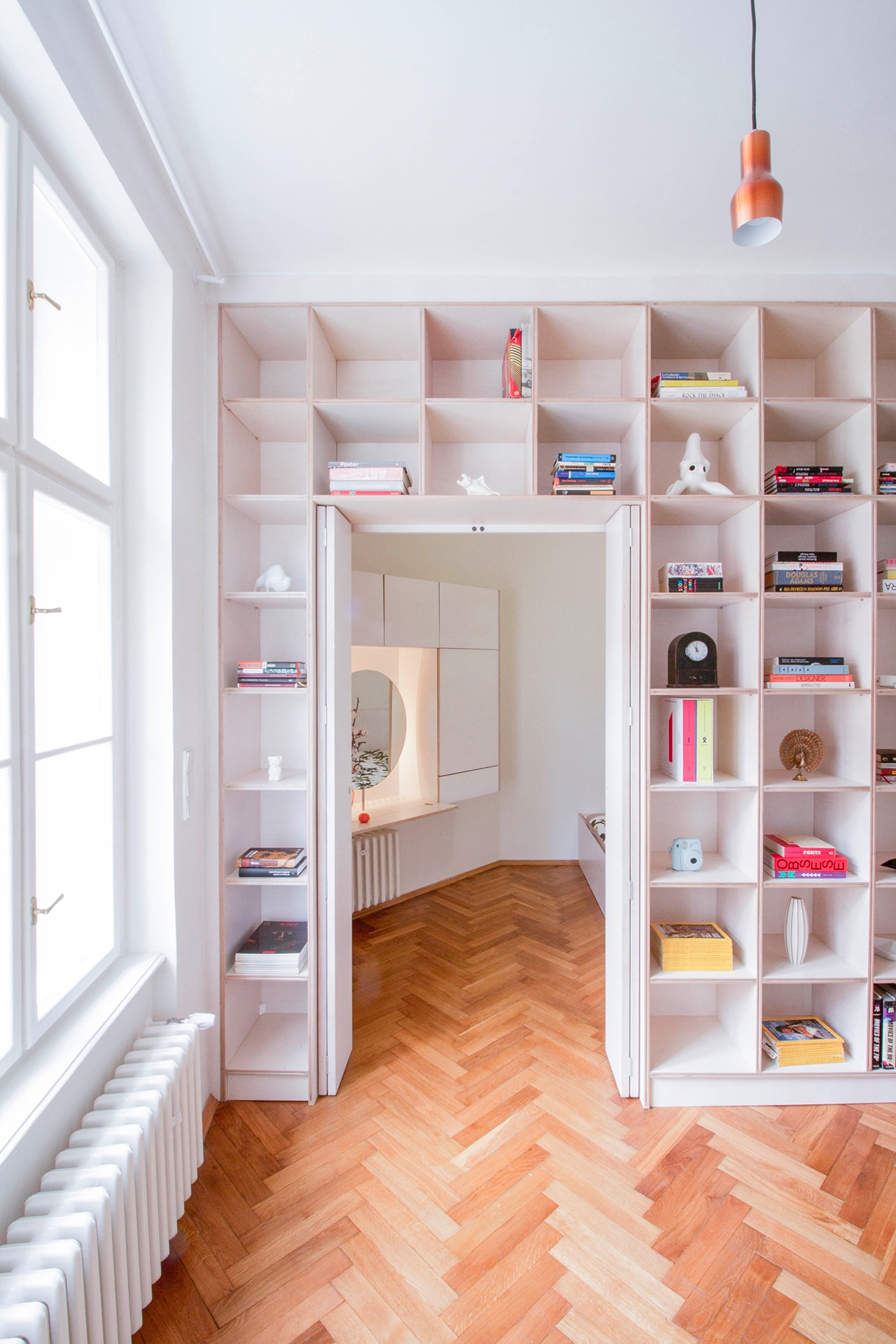 Prague. A 1930s apartment adapted to a young couple - Domus