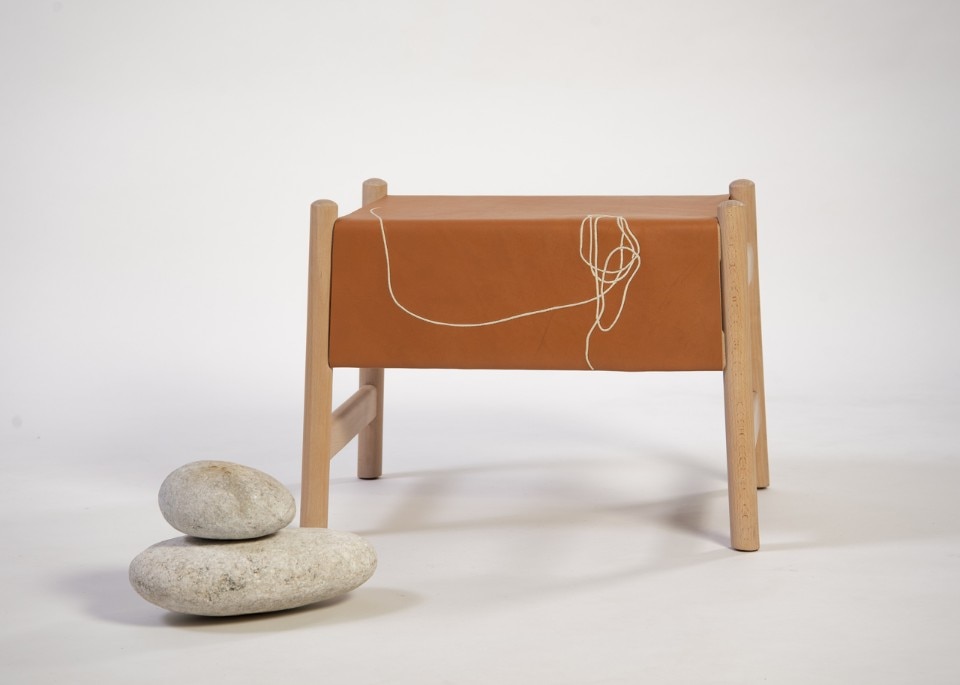 Arts and crafts of Mexico in two leather and maguey stools by Peca - Domus