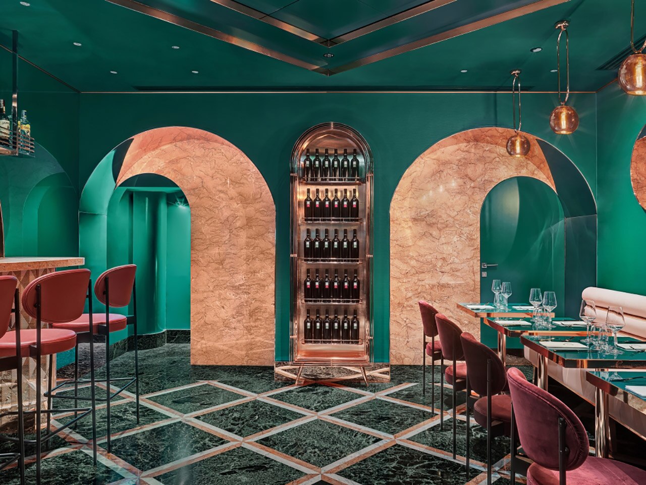 The Italian bar, or the intimate space in front of a counter - Domus