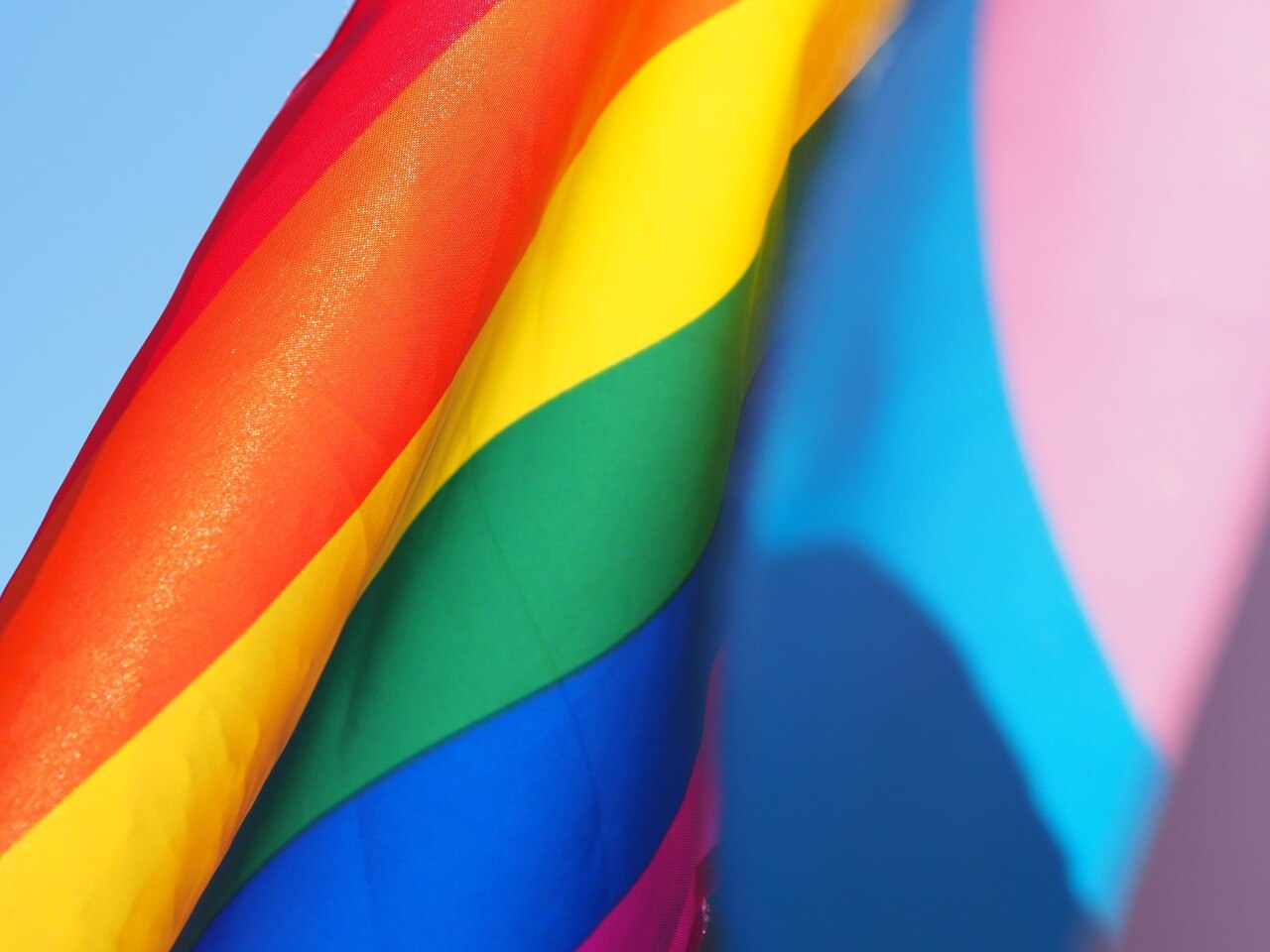 Bandiera del Pride, la storia del simbolo della comunità LGBTQ+