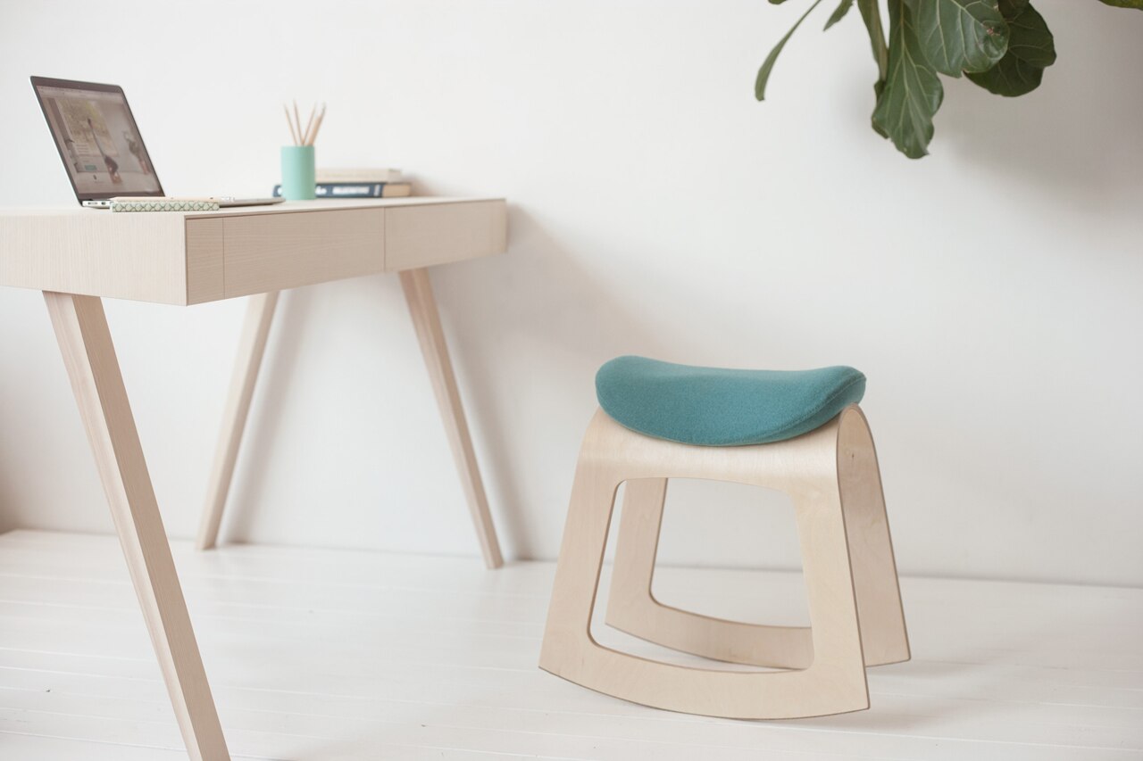 Lithuania. Muista presents its active chair to rock at work - Domus