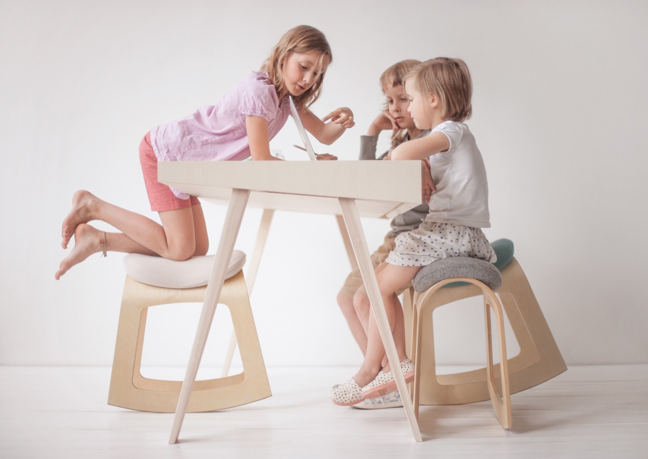 Lithuania. Muista presents its active chair to rock at work - Domus