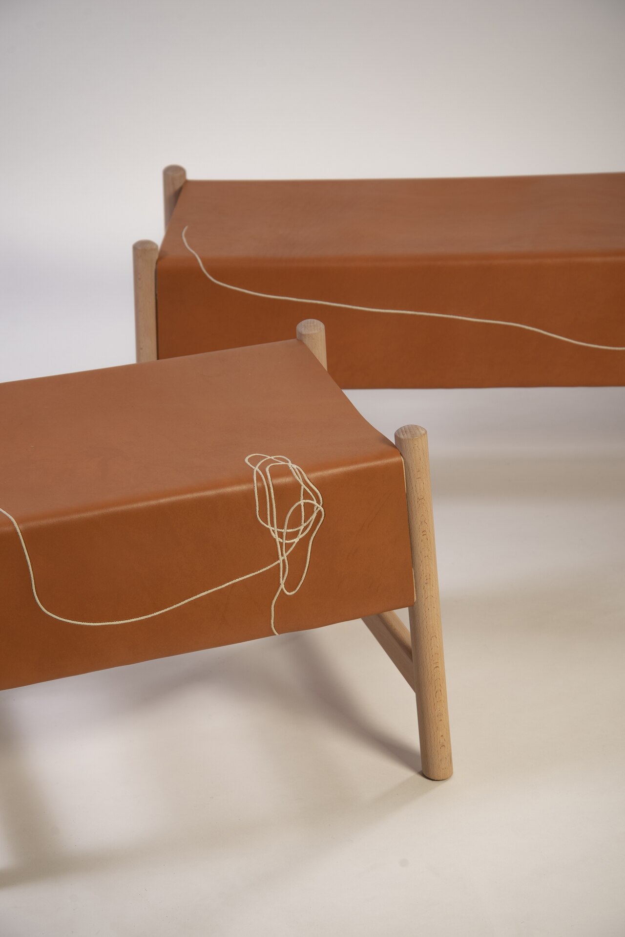 Arts and crafts of Mexico in two leather and maguey stools by Peca - Domus