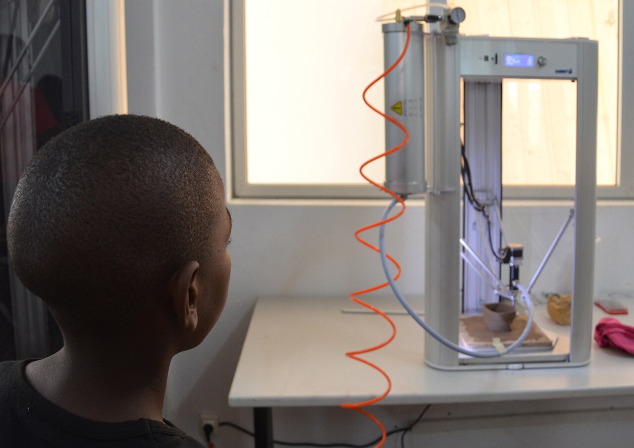 The first digital manufacturing laboratory for architecture and design ...