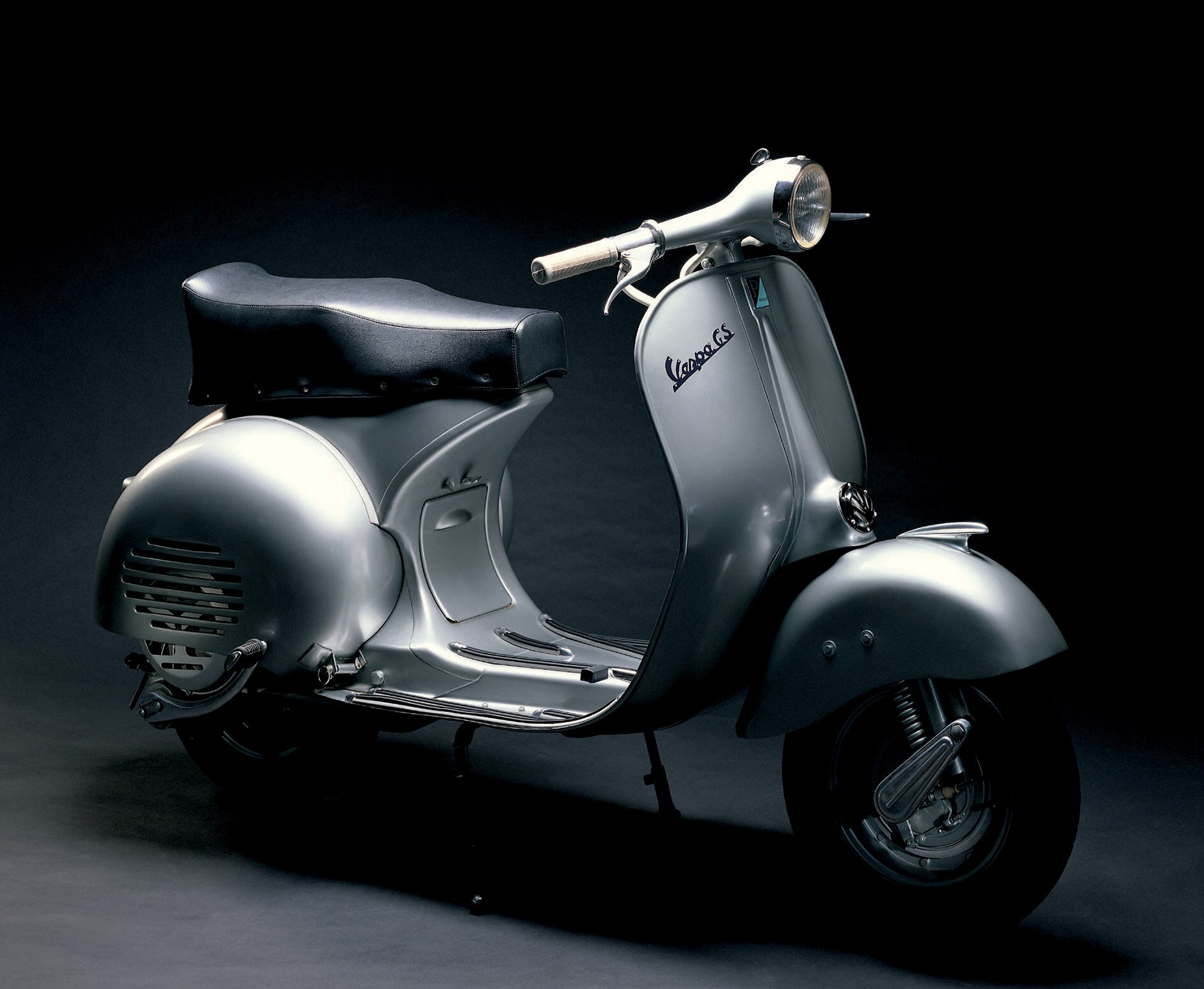 Vespa, a design history of the the scooter that started it all