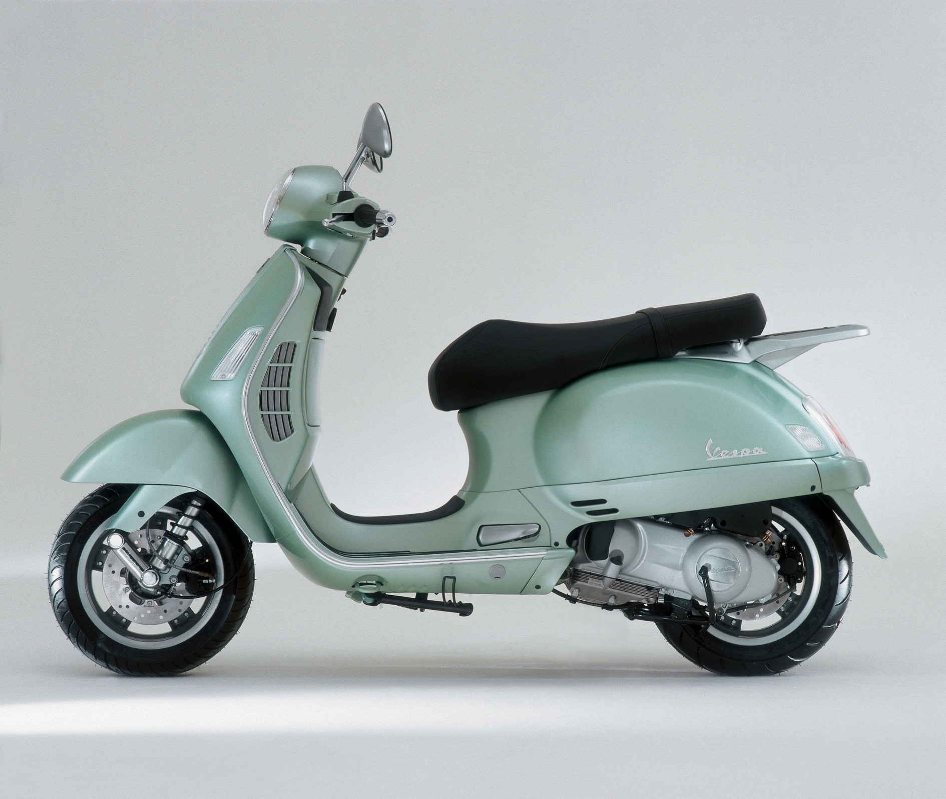 Vespa, a design history of the the scooter that started it all