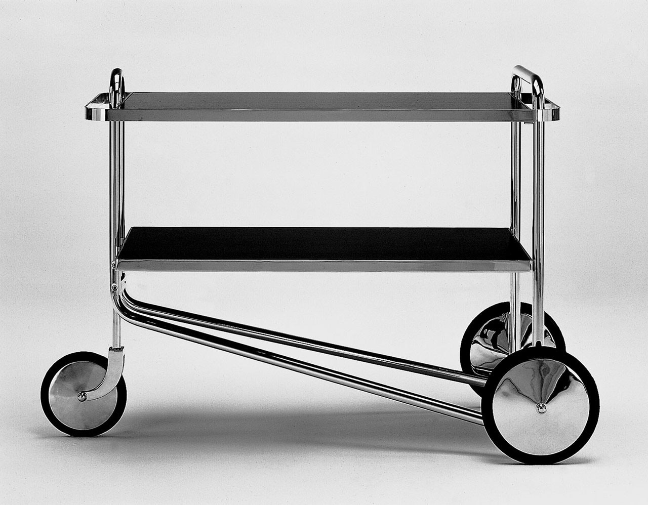 Carrello bar moderno di design: 20 imperdibili carrelli da bar - Domus