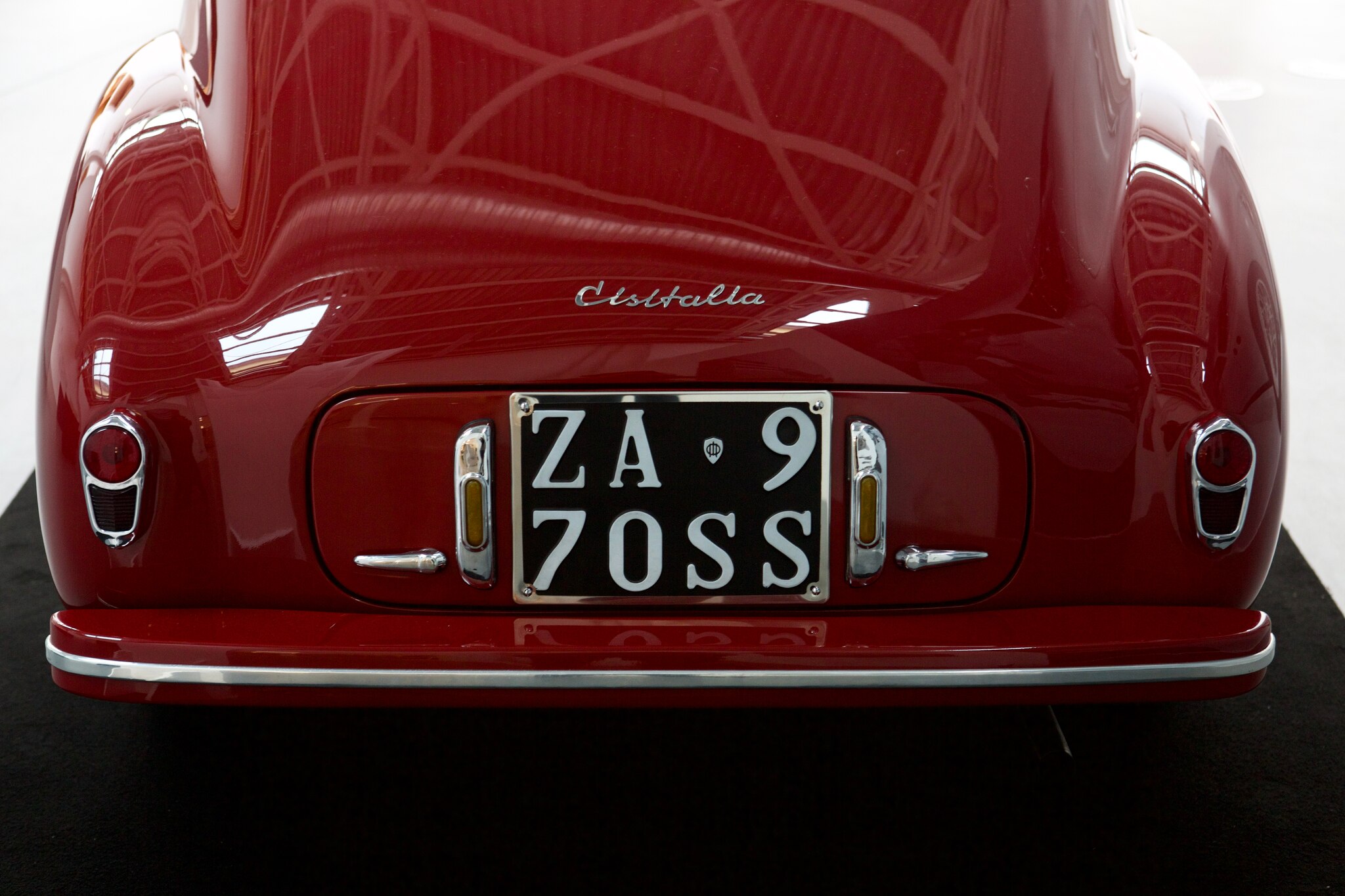 Cisitalia 202, the Italian GT at MoMA for fifty years - Domus