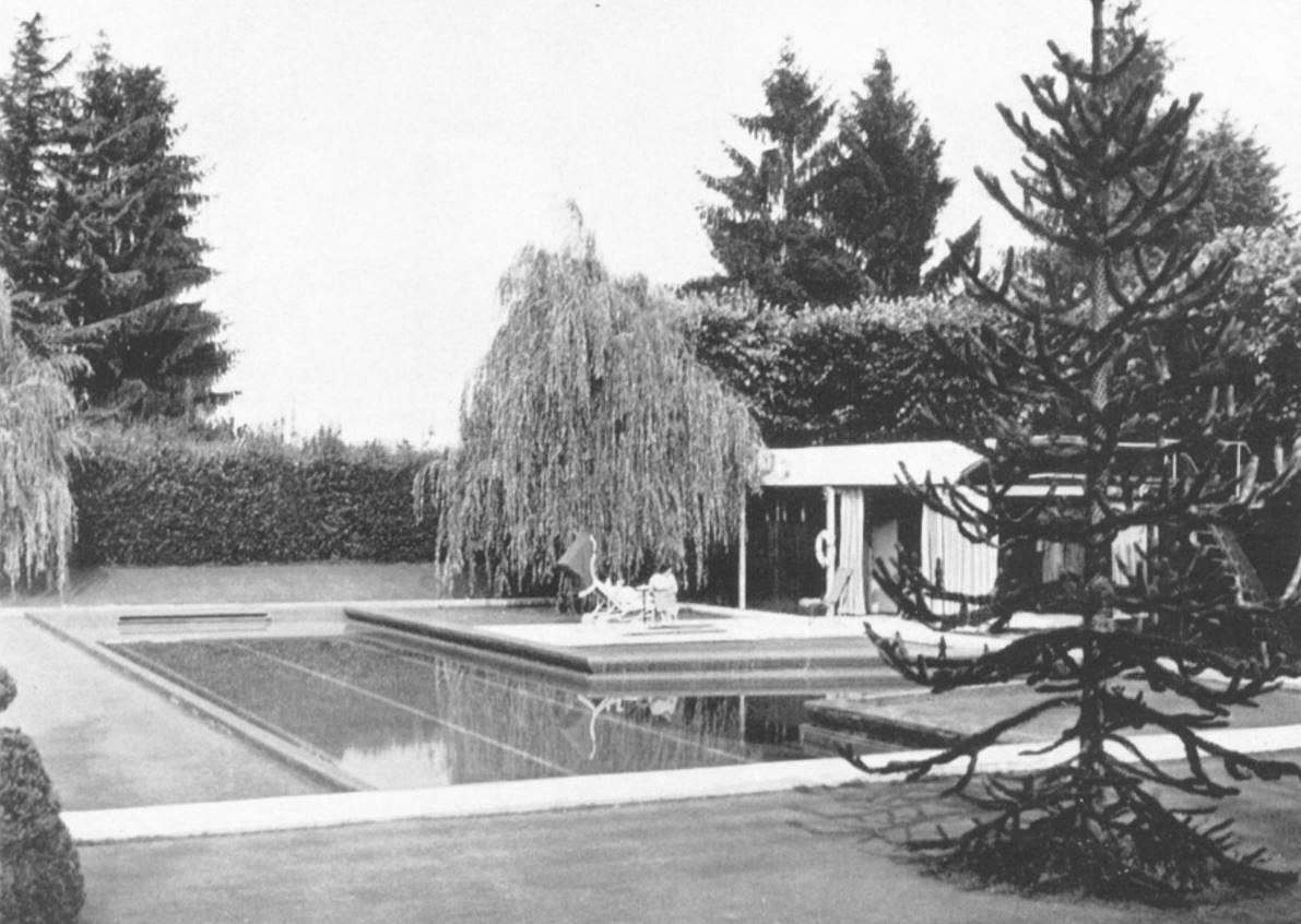 Designing water: 5 swimming pools from the 1950s from the Domus archive ...