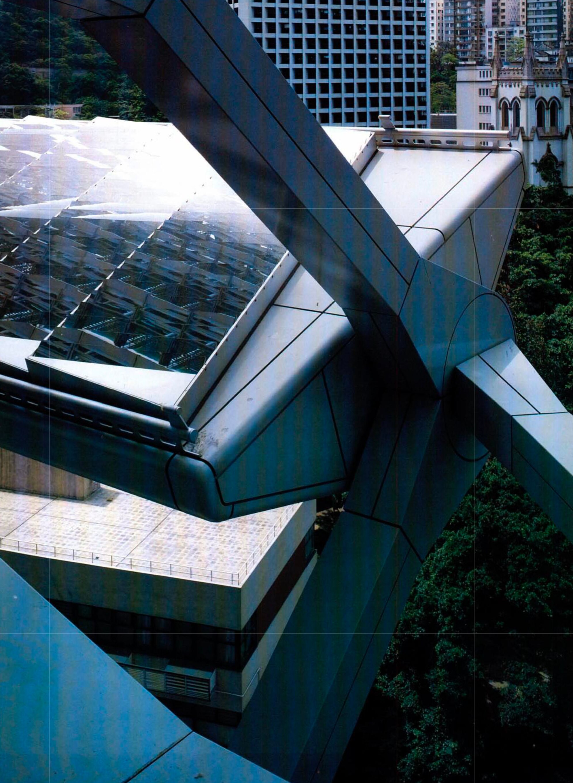 High-Tech architecture. Characteristics and buildings - Domus