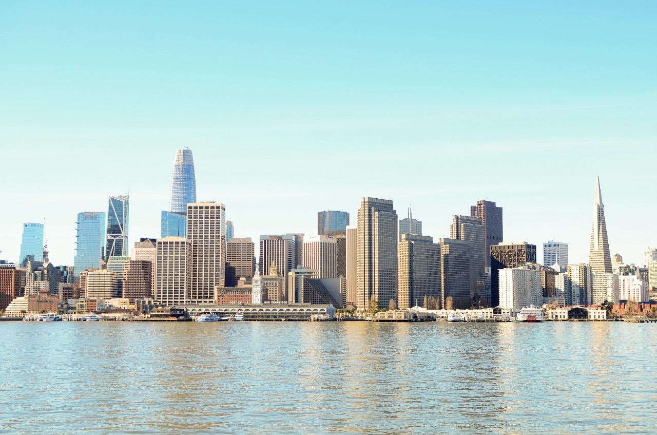 The Millenium Tower, San Francisco’s tallest residential scyscraper, is ...