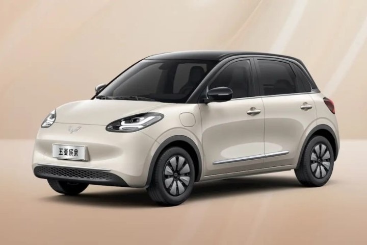 La Wuling Bingo 2024, l'auto elettrica che costa solo 8000 dollari