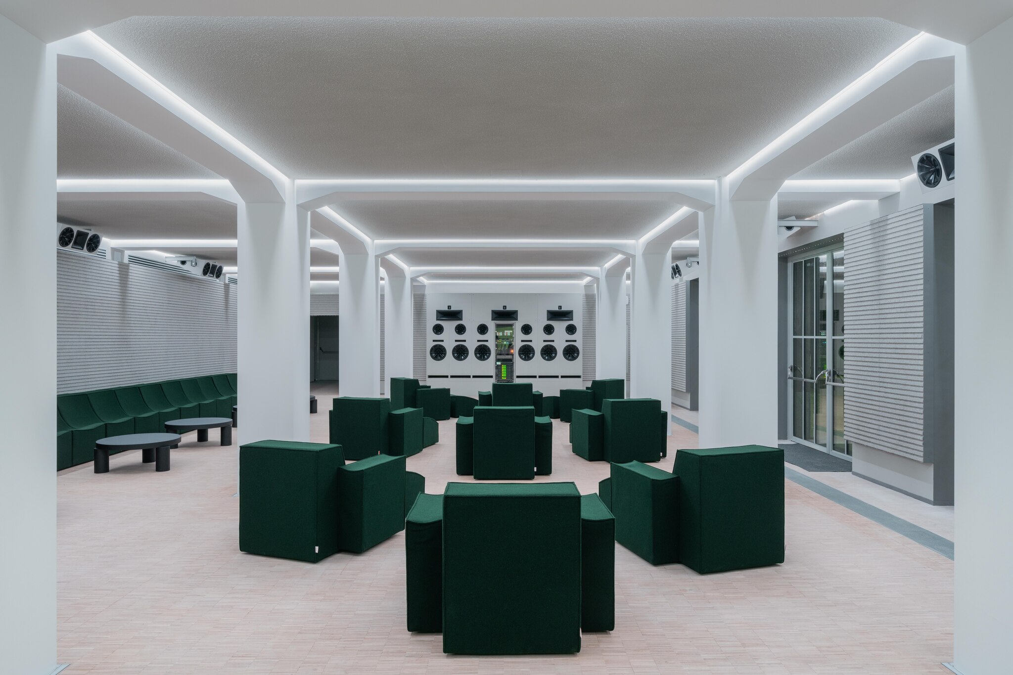 A Milano nasce Voce, il nuovo spazio di Triennale dedicato alla musica e al suono è “una ...