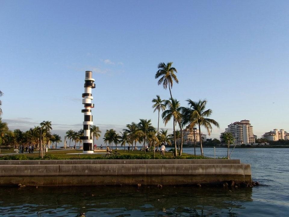 Rehberger: un faro per Miami - Domus