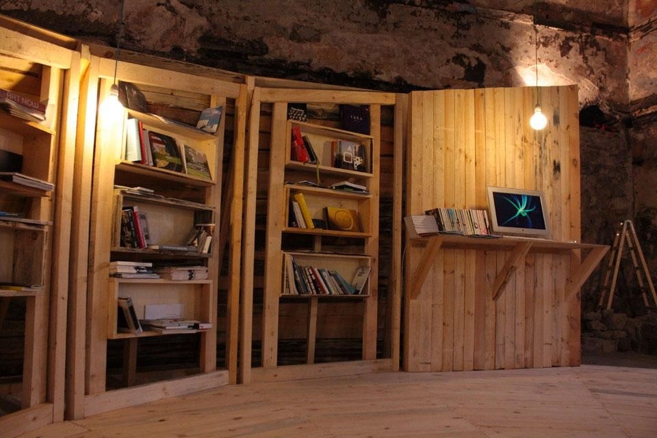 Studio 8 ½: |CON|Temporary Library - Domus