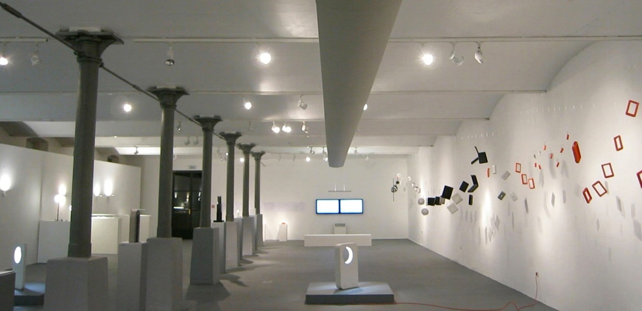 Design by Neil Poulton - Domus