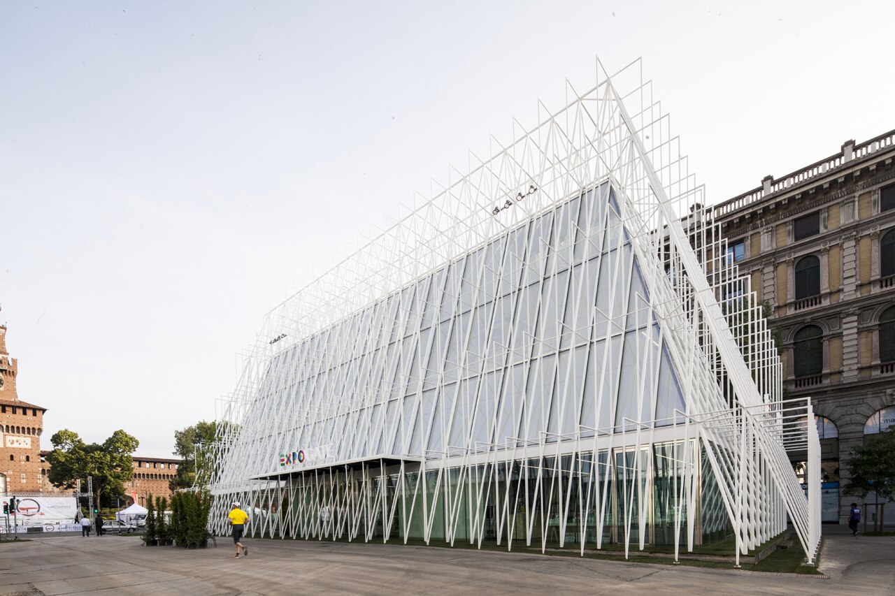 Expo Gate - Domus