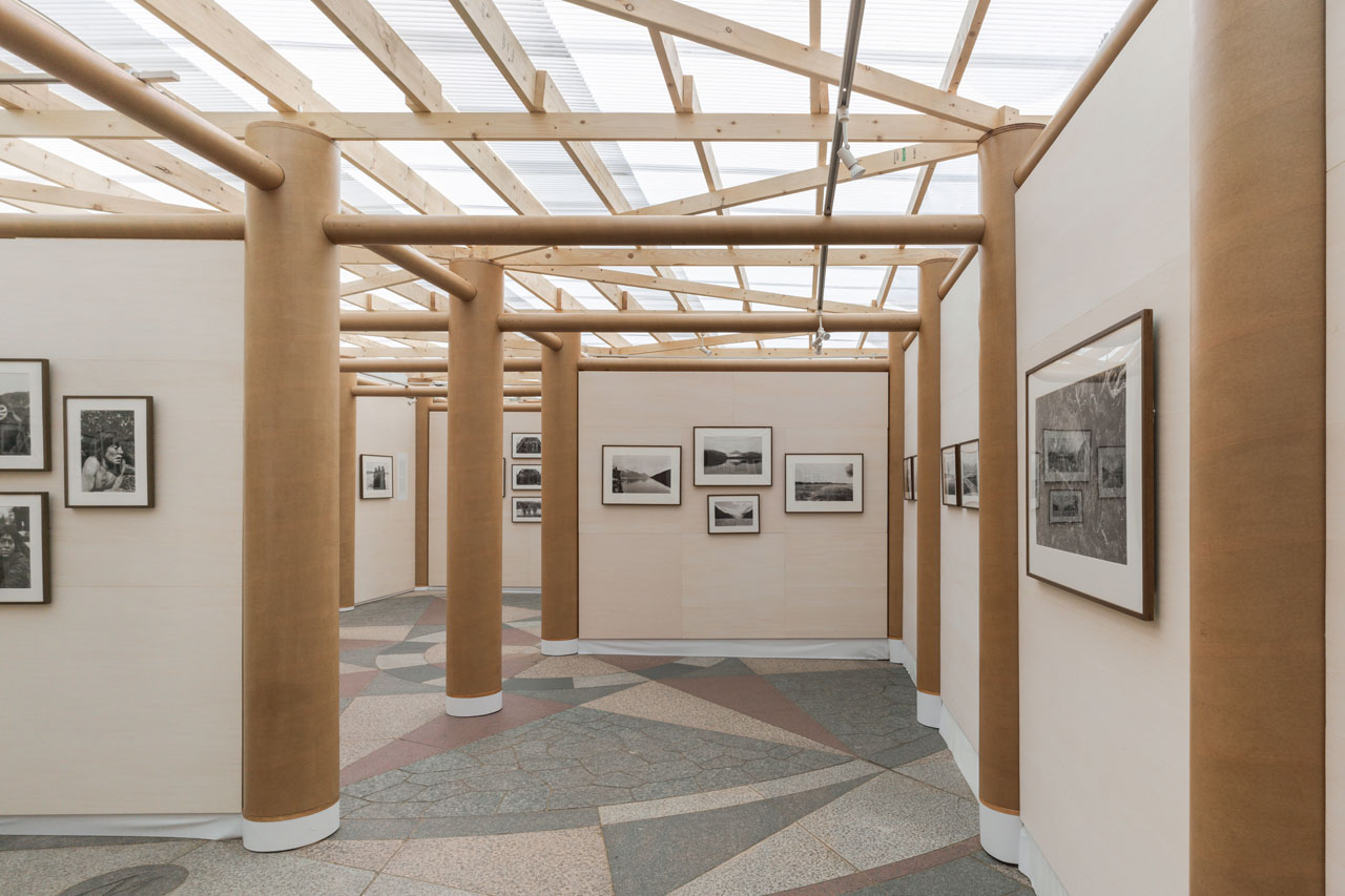 Shigeru Ban: Opere e Biografia dell'architetto giapponese Shigeru Ban