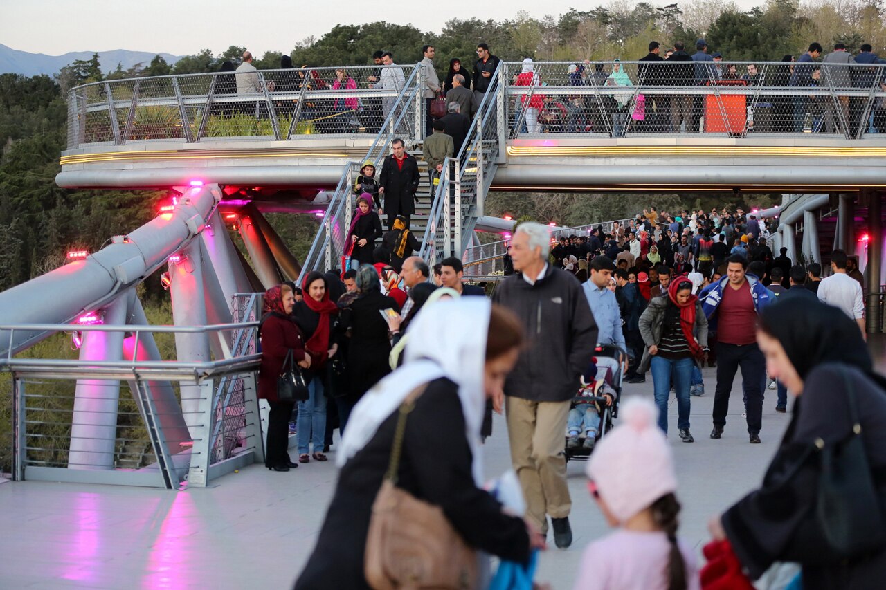 Tabiat Pedestrian Bridge - Domus