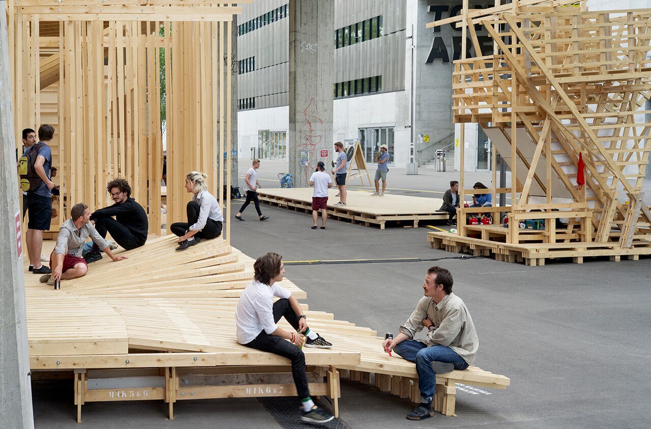 House 2 – Counter City - Domus