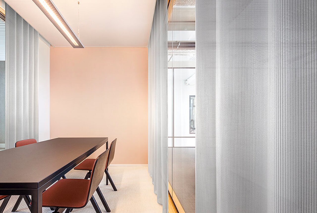 A collection of transparent and acoustic fabrics - Domus