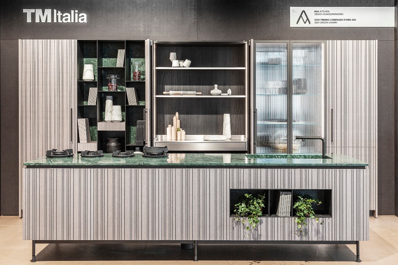 TM Italia: alla Design Week cromie brillanti e superfici materiche - Domus