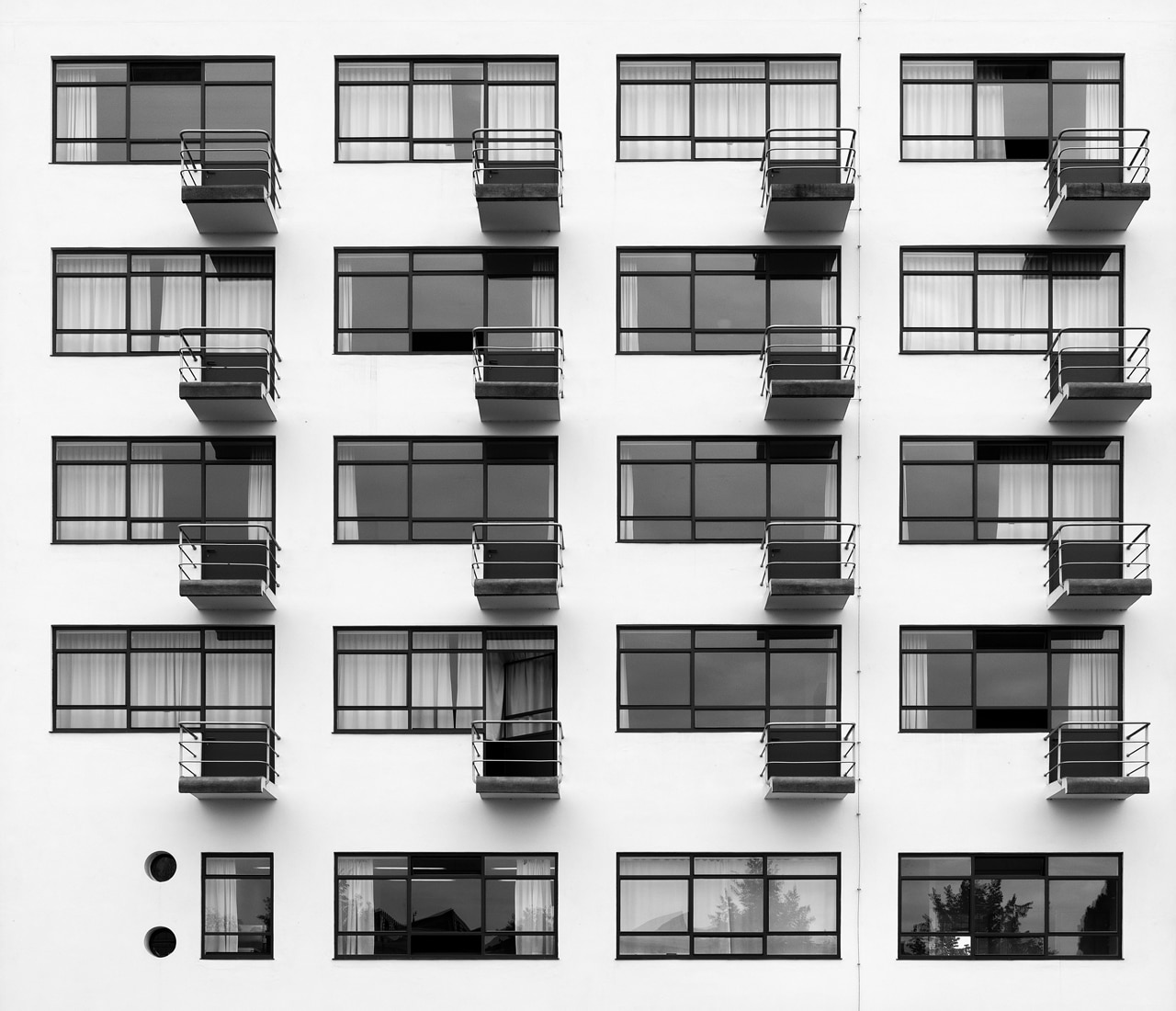 Bauhaus movement. Characteristics, works of art & main figures - Domus
