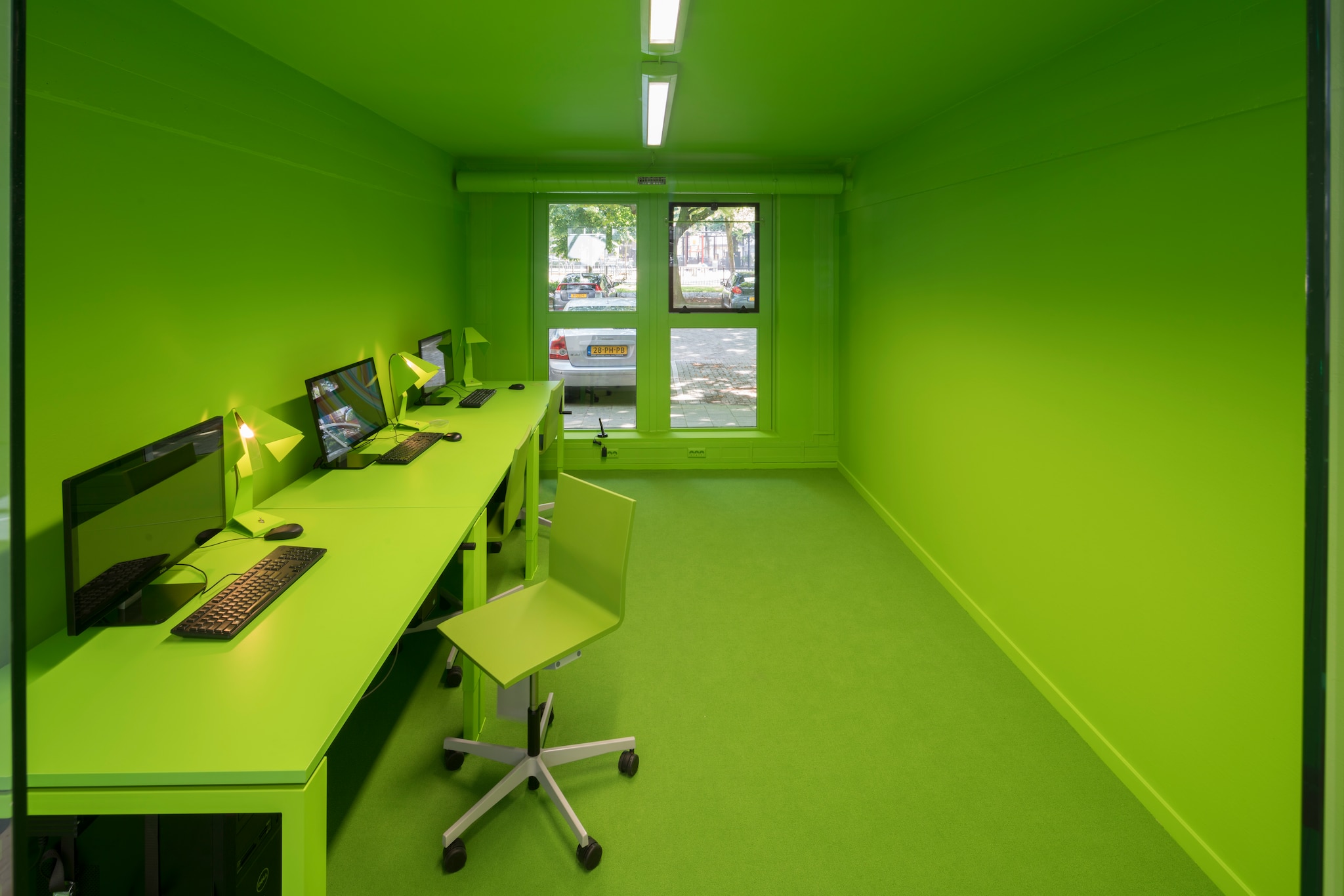 Color design in the age of productivity - Domus