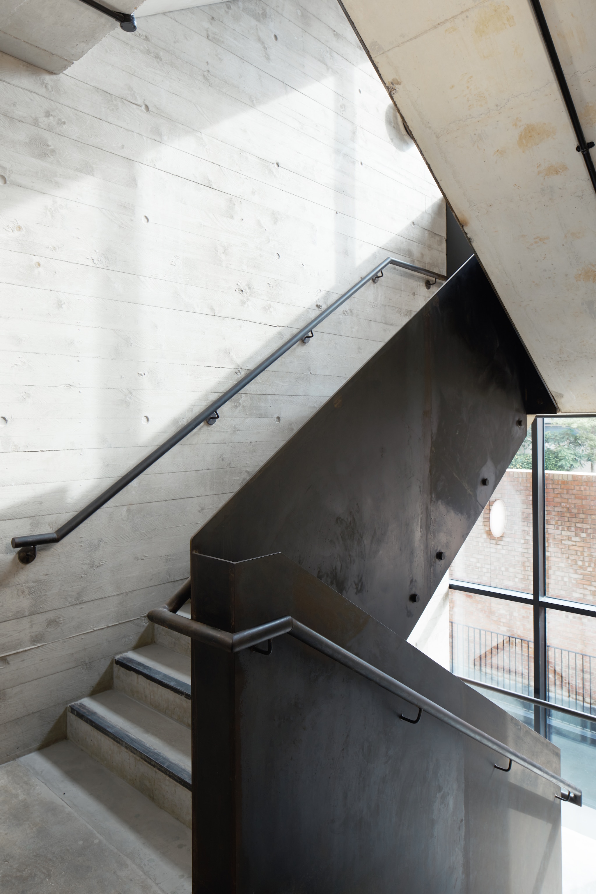 Southworks, a smart building in the right neighborhood as a post-Covid ...