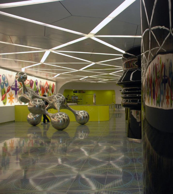 Alessandro Mendini: Opere, Biografia, Design di Alessandro Mendini - Domus