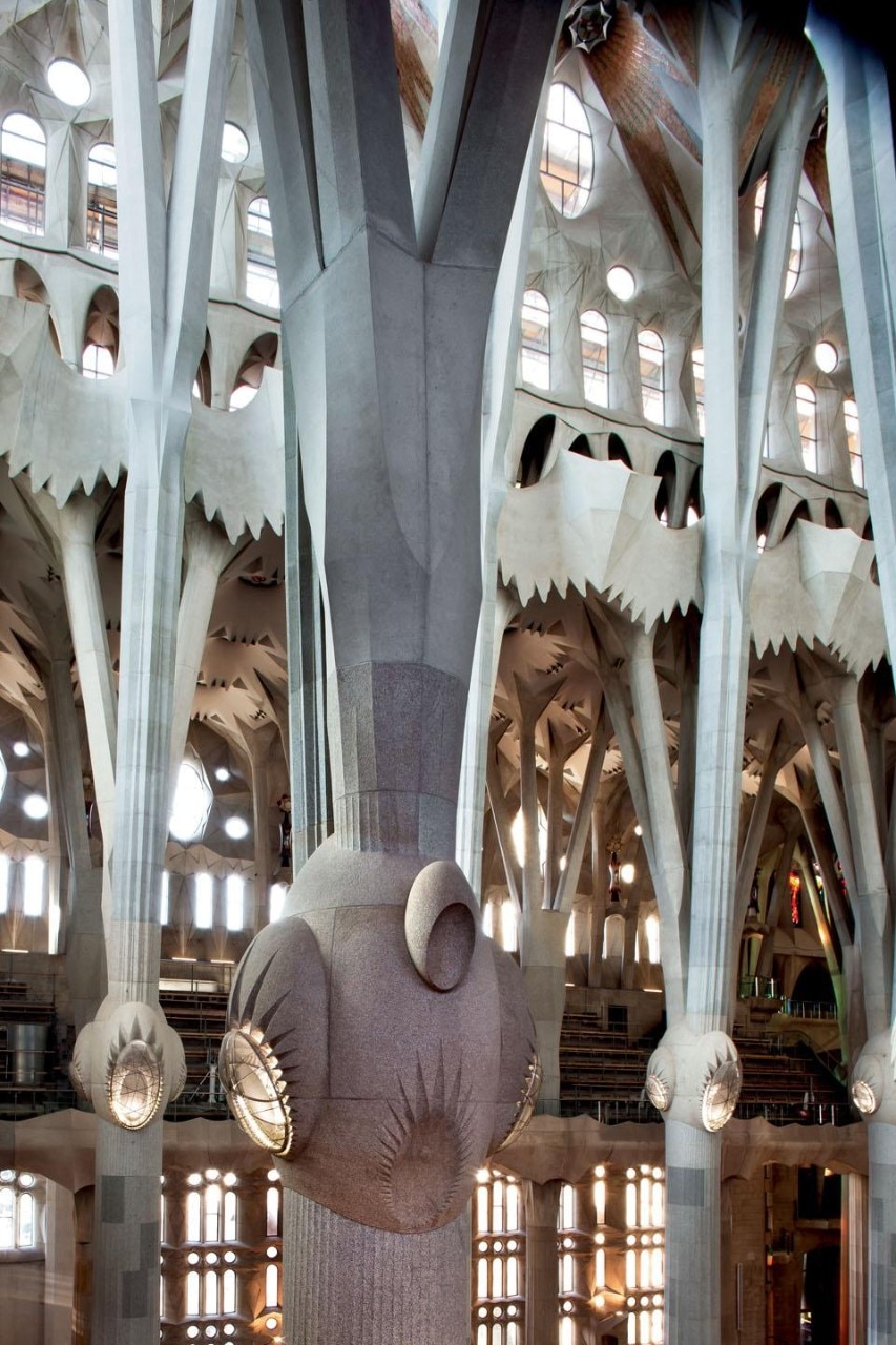 Antoni Gaudí: Works and Biography of the famous architect - Domus